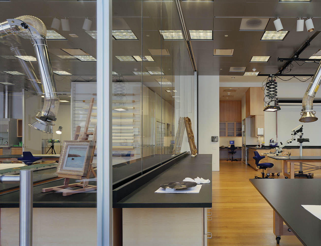 MoMA Art Conservation Labs - Richlite Table & Counter Tops - Case Study